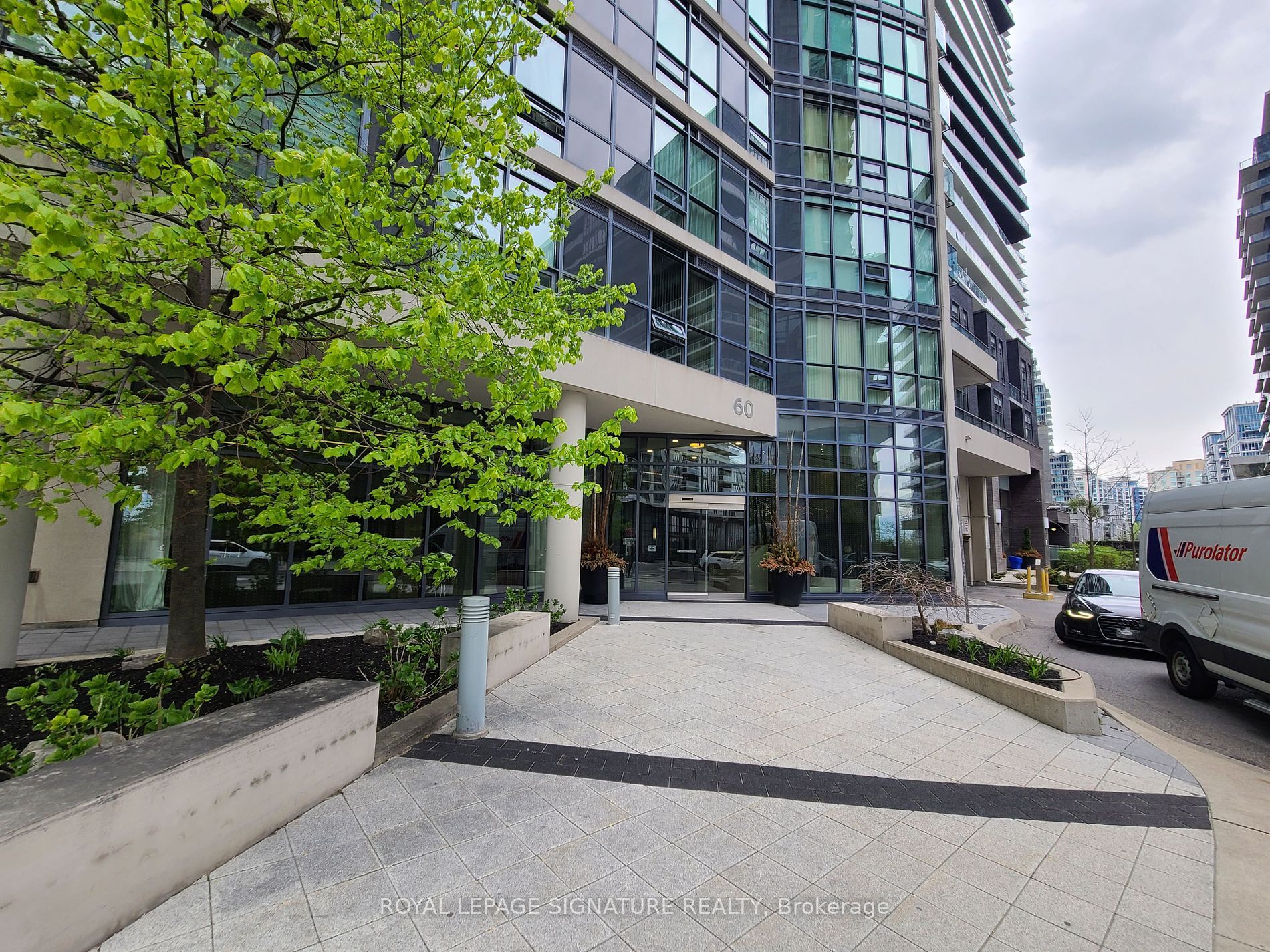 809 - 60 Annie Craig Dr, Etobicoke | For Sale @ $539,900 | Condos.ca