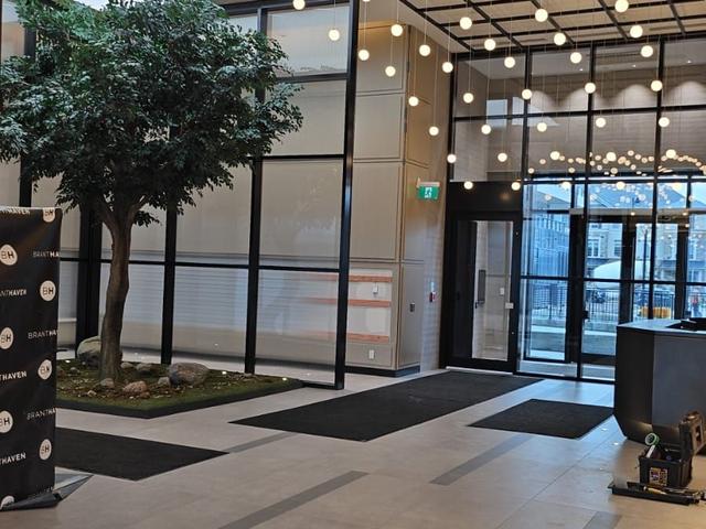 1001 - 3220 William Colston Ave, Oakville | For Rent @ $2,500 | Property.ca