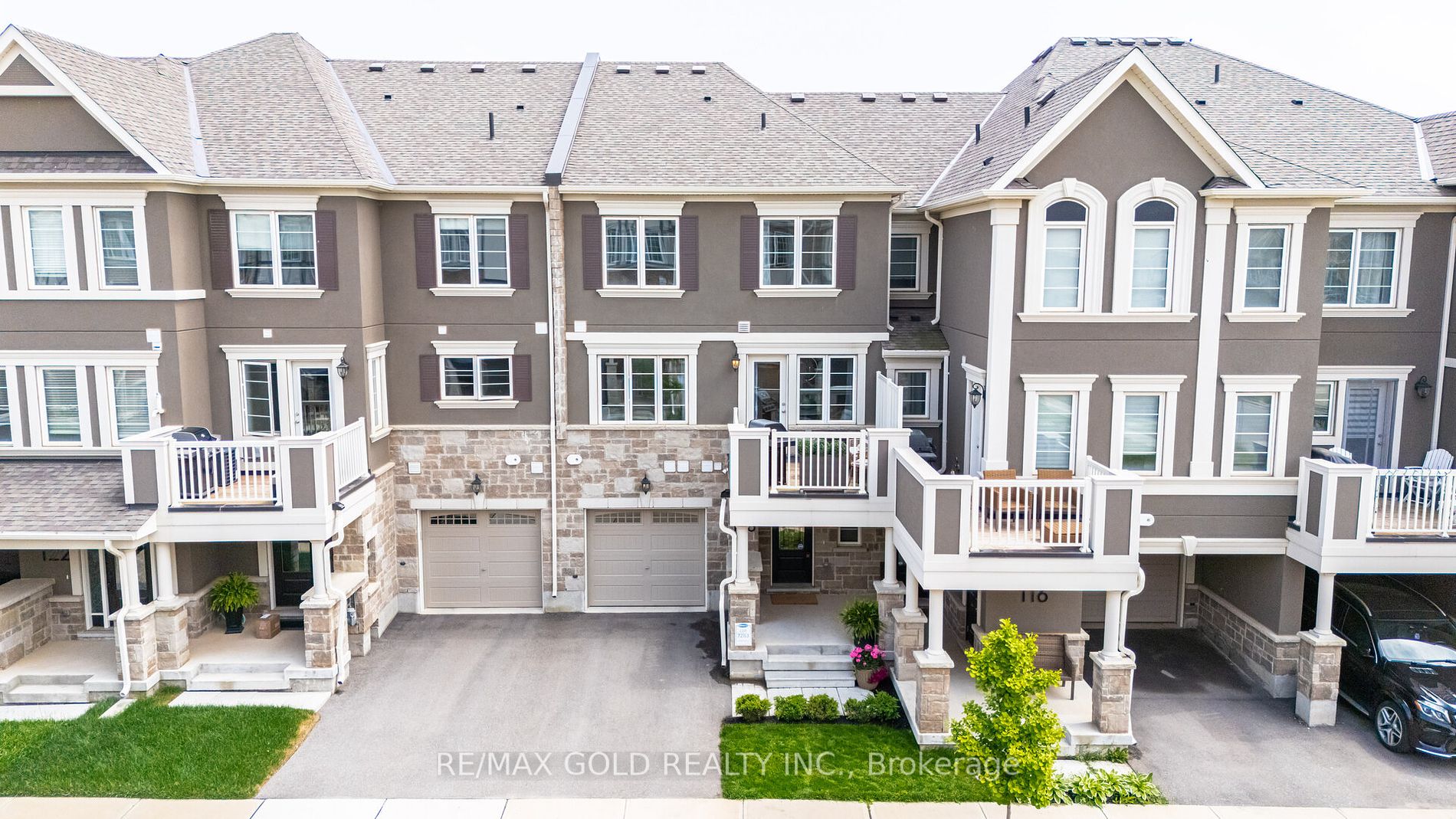 118 Christopher Rd, Oakville | Terminated, W8406316 | Condos.ca