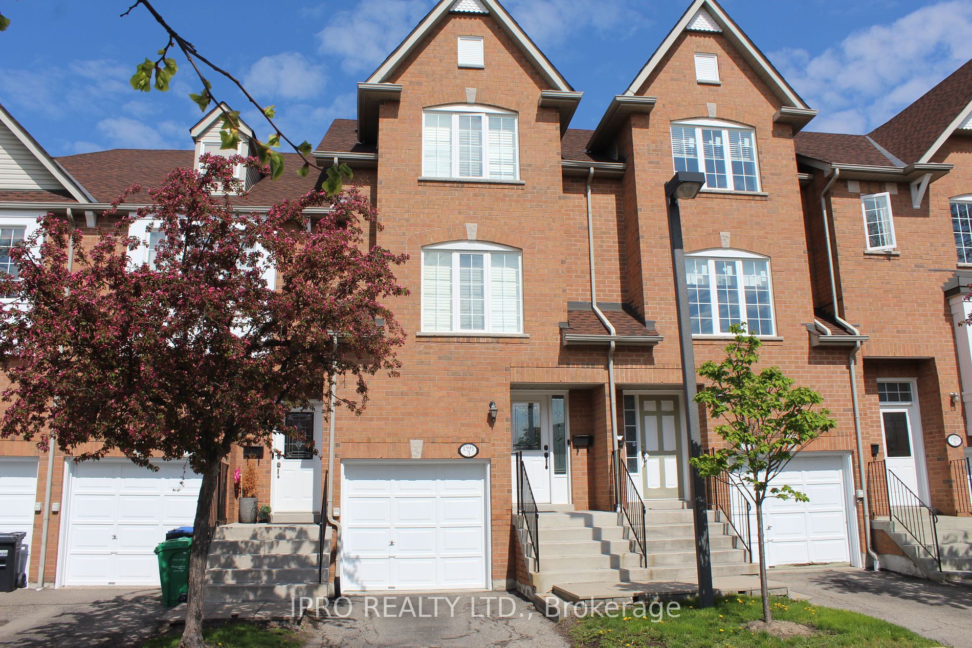 3 - 1591 South Parade Crt, Mississauga | For Sale @ $794,000 | Condos.ca