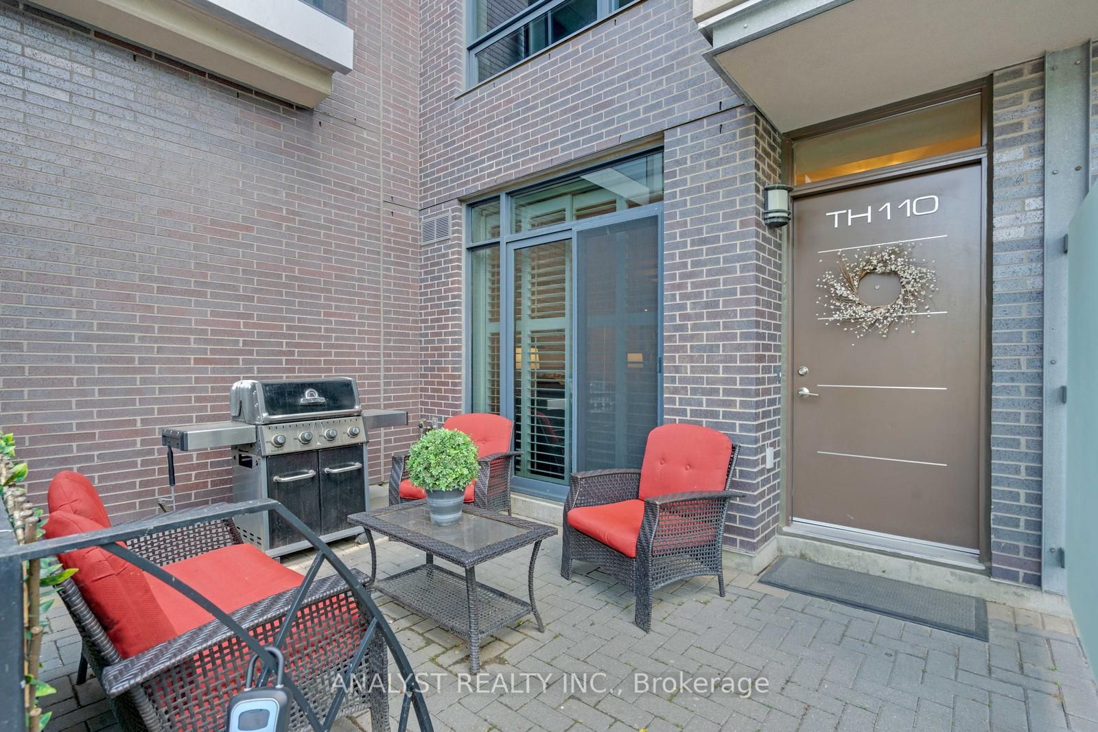 TH110 - 5 Valhalla Inn Rd, Etobicoke | Sold, W8467908 | Condos.ca