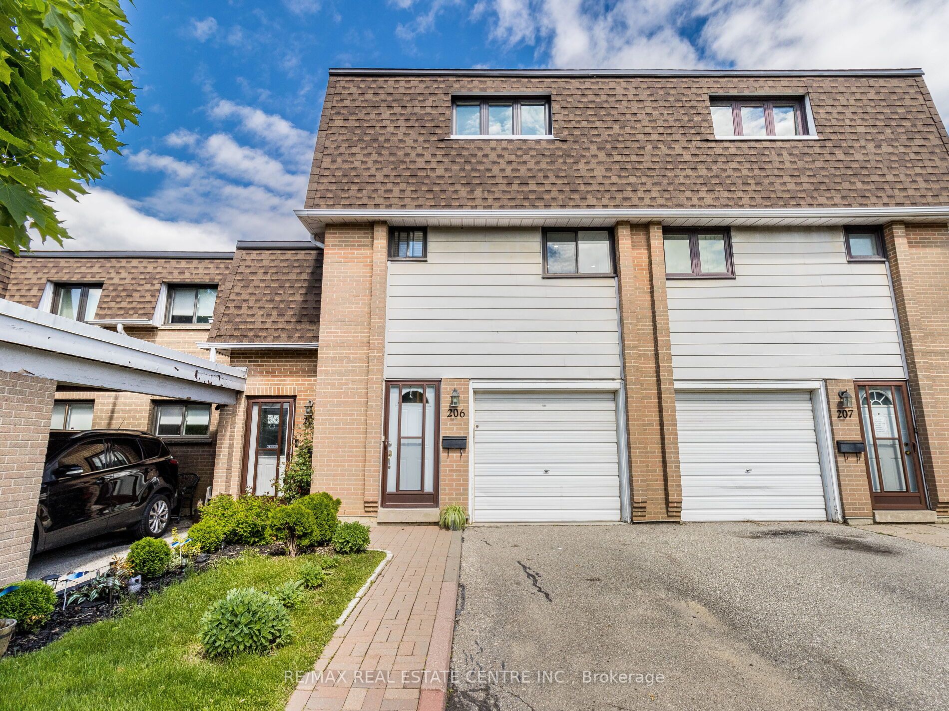 206 - 475 Bramalea Rd, Brampton | For Sale @ $630,000 | Condos.ca