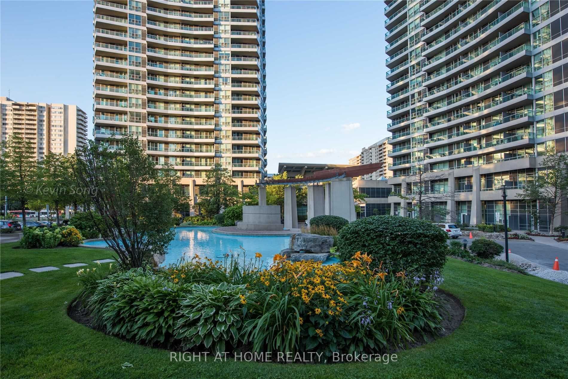 2003 - 33 Elm Dr, Mississauga | Leased, W9012270 | Condos.ca