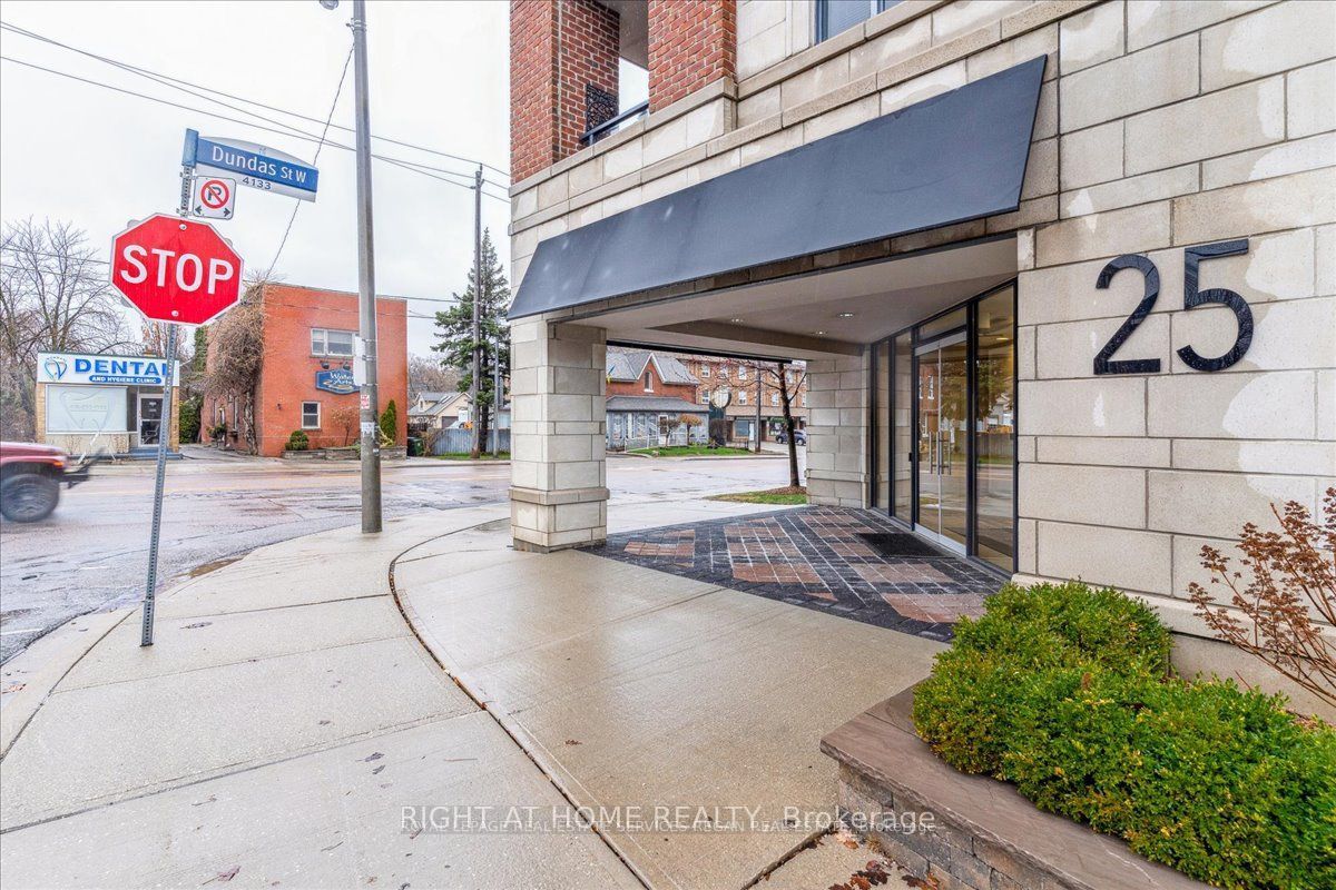 117 - 25 Earlington Ave, Etobicoke | Leased, W9012753 | Condos.ca