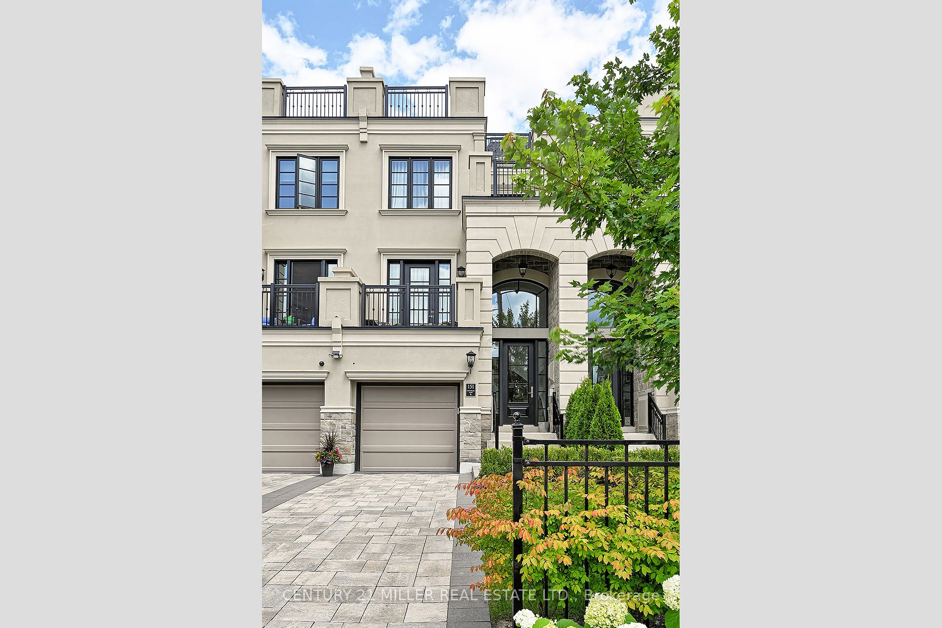 151 Reynolds St, Oakville | Sold, W9160541 | Condos.ca