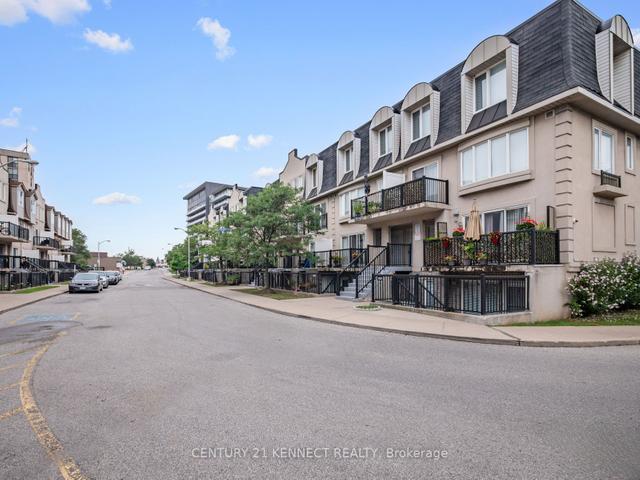 2075 - 65 George Appleton Way, North York | Leased, W9246854 | Condos.ca