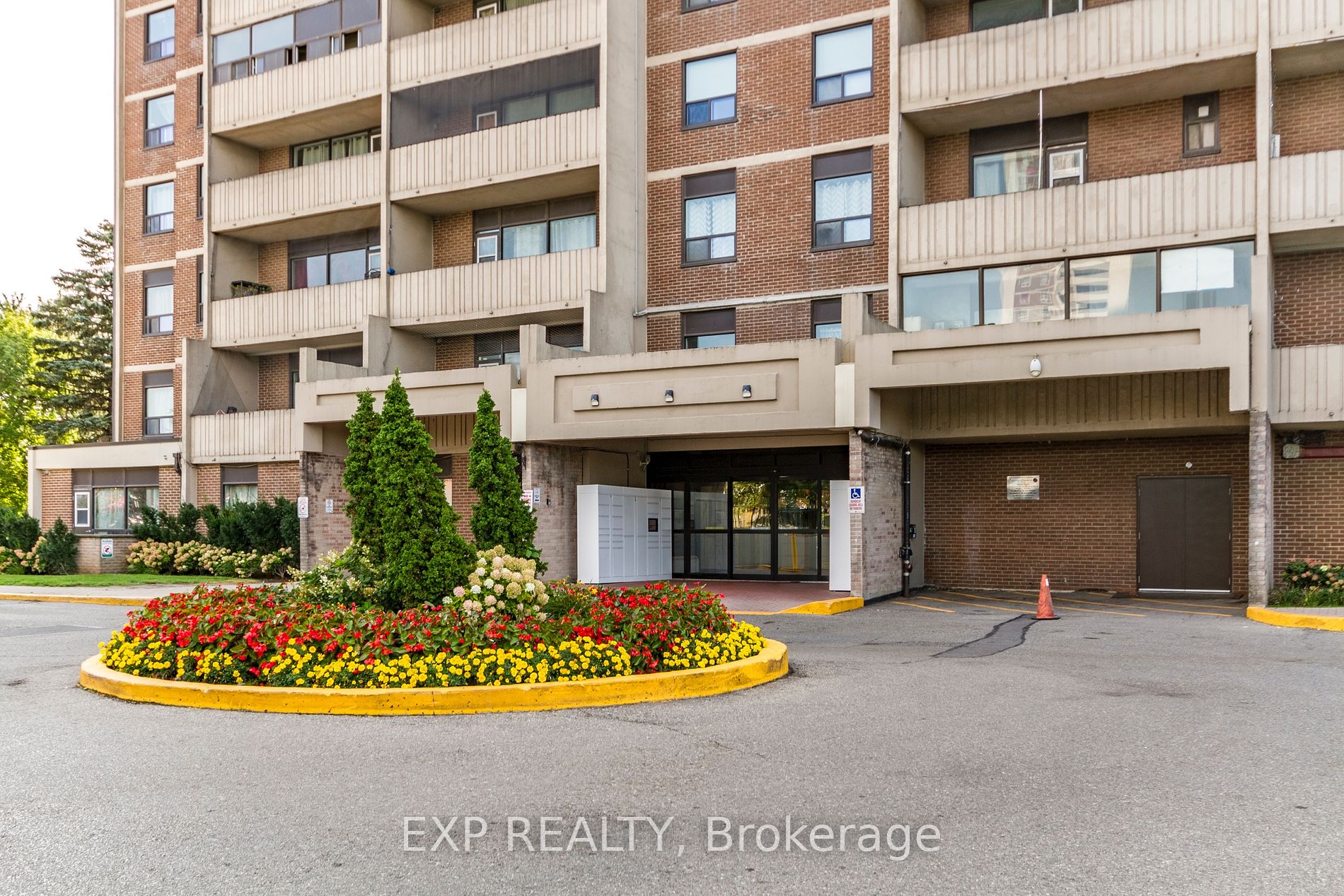 1306 - 3390 Weston Rd, | Expired, W9353727 | Condos.ca