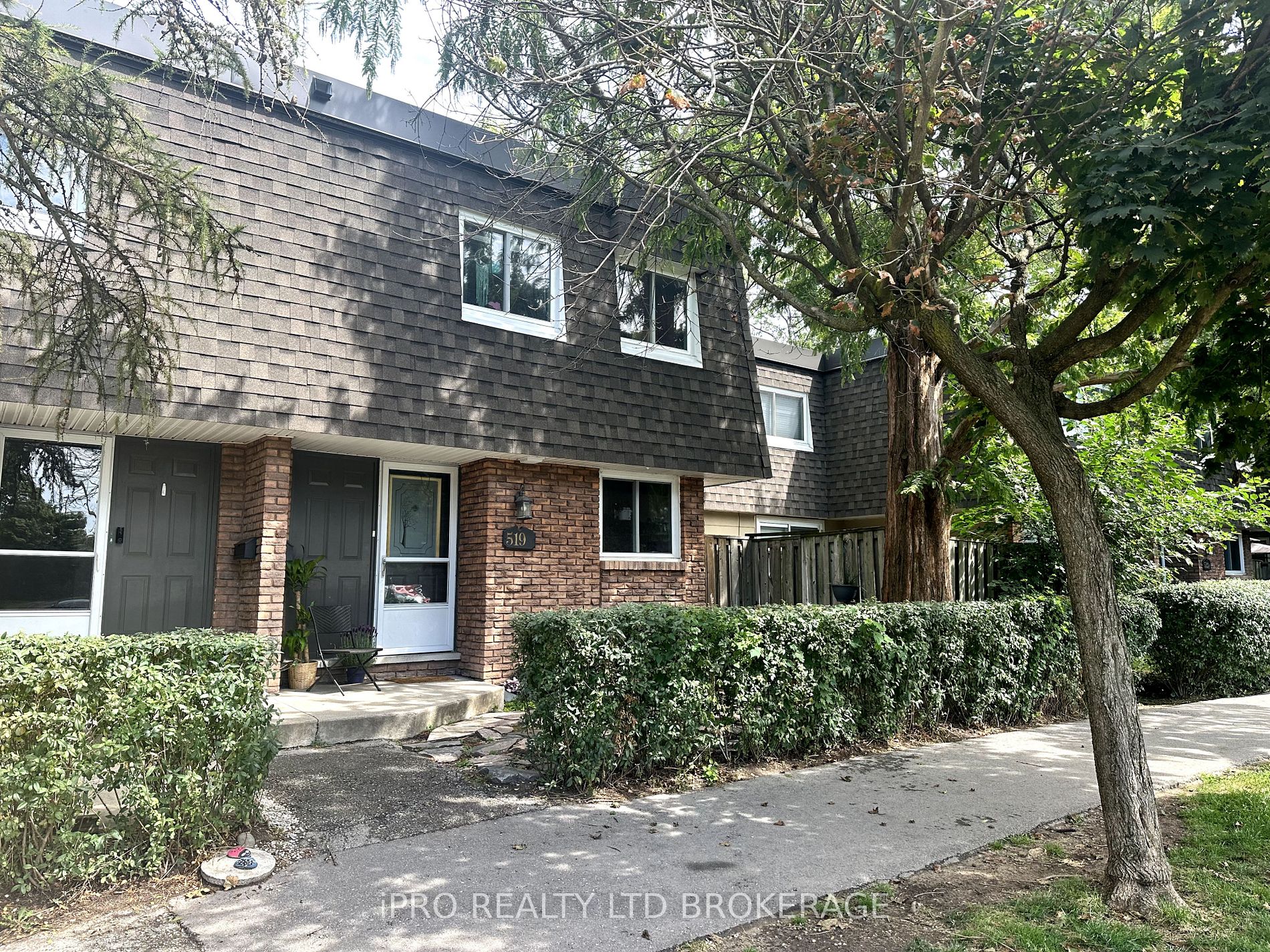 519 TIMBER Lane, Burlington | For Sale @ $599,999 | Condos.ca