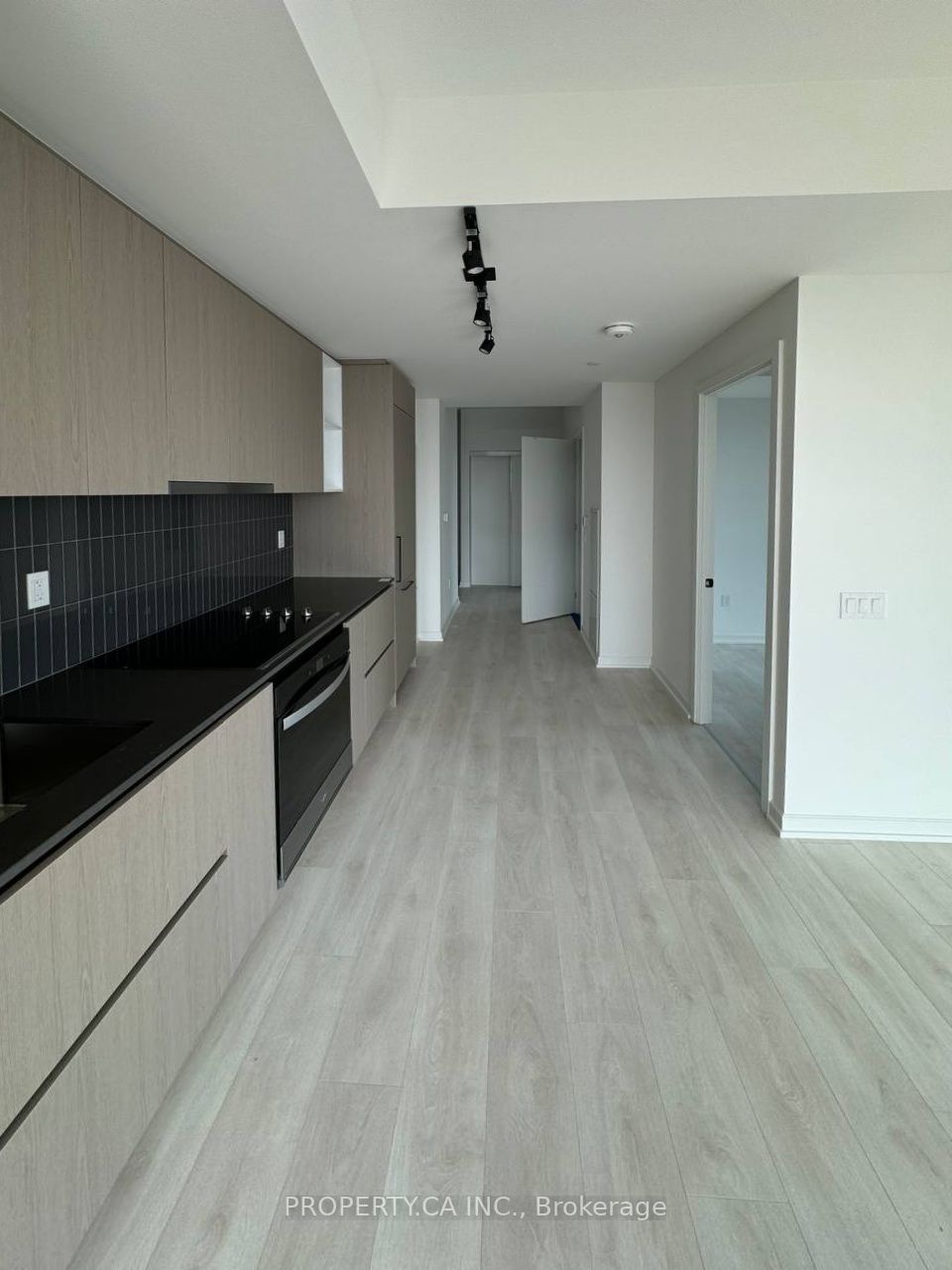 2210 - 10 Graphophone Grve, Toronto | Leased, W9395294 | Condos.ca