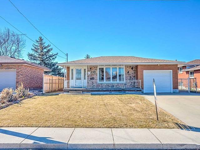 16 Donlea Dr, Hamilton ON | Property.ca