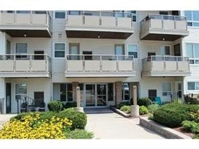 111 - 78 Roehampton Ave, St. Catharines | Terminated, X4807144 | MrLOFT.ca