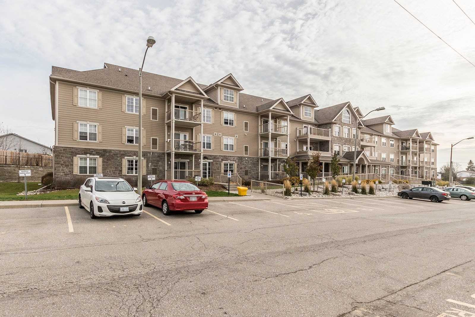 301 - 345 Fisher Mills Rd, Cambridge | Sold, X4983431 | Condos.ca