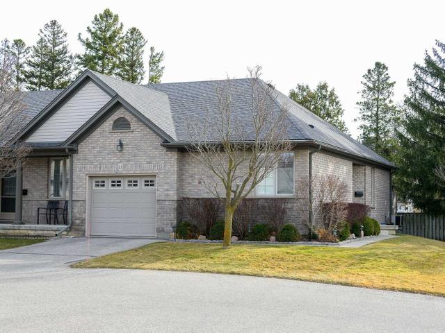 948 Colborne St, Brantford, ON | Condos.ca