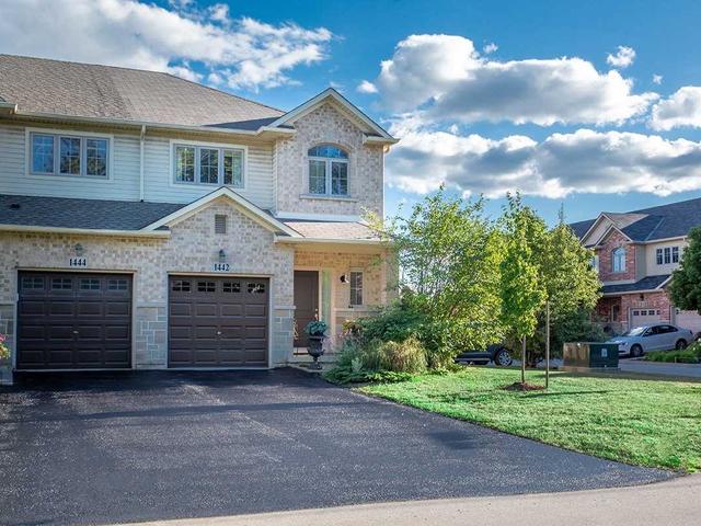 1442 Baseline Rd, Hamilton, ON | Condos.ca