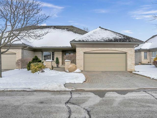 35 - 260 Deer Ridge Dr, Kitchener | Sold, X5914415 | Condos.ca