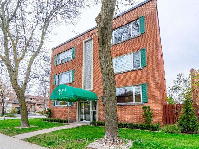 840 Concession St, Hamilton, ON | Condos.ca