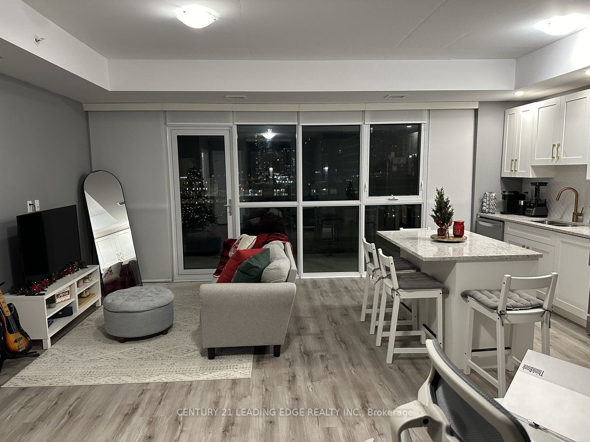 809 - 60 Charles St, Kitchener | For Rent @ $2,000 | Condos.ca