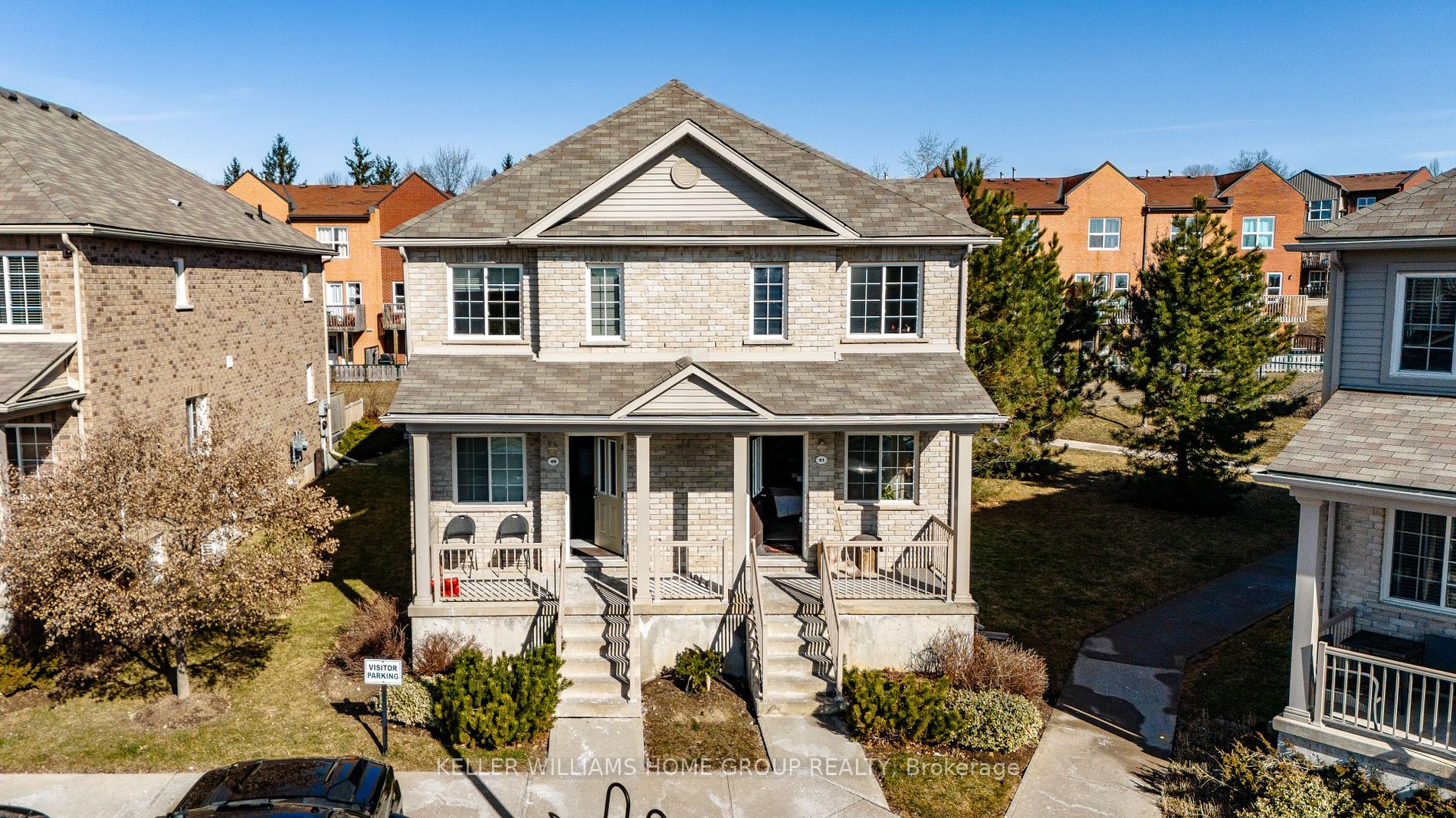 49 - 35 Mountford Dr, Guelph | For Sale @ $575,000 | Condos.ca