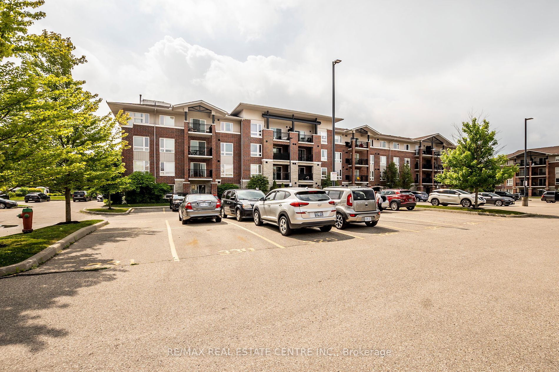 210 - 43 Goodwin Dr, Guelph | Sold, X9009791 | Condos.ca