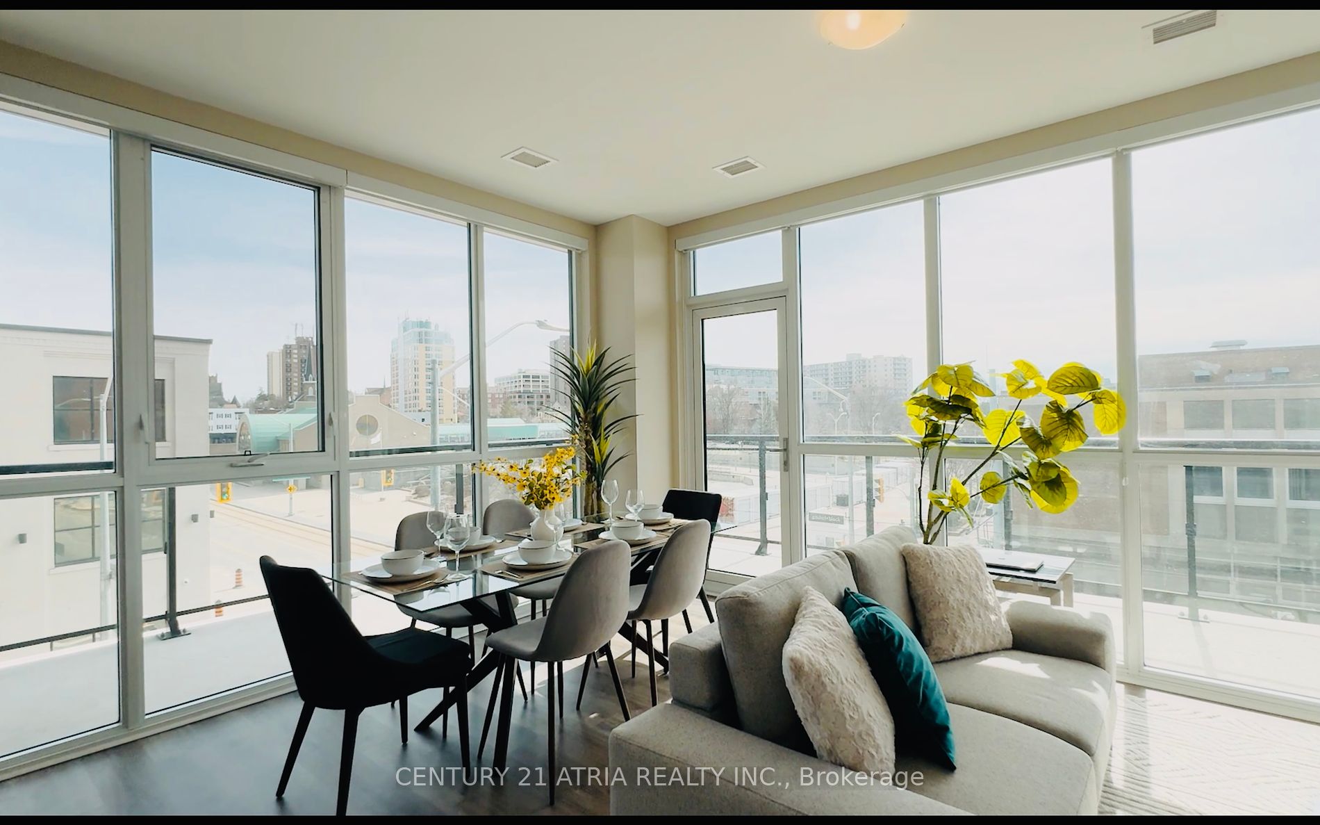 308 - 60 Charles St W, Kitchener | Expired, X9035966 | Condos.ca